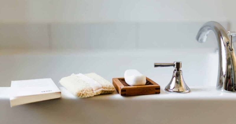 10 Best Self-Care Bath Ideas For A Spa-like Bath Routine